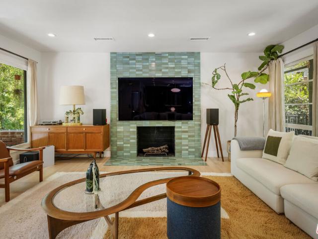 5749 Valley Oak Drive