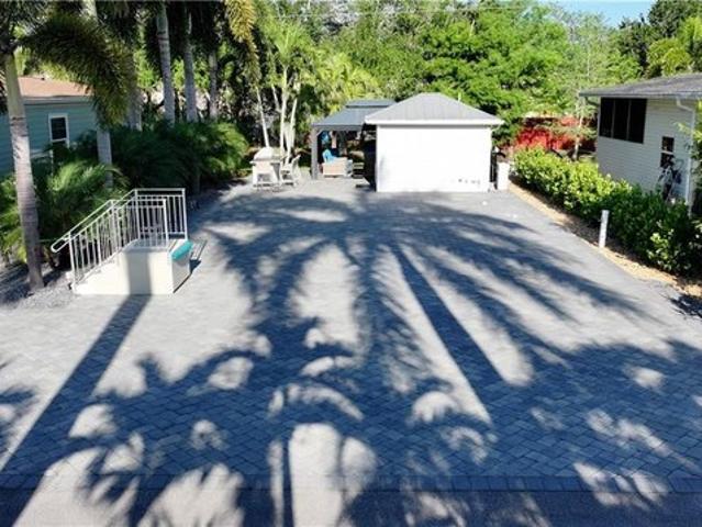 5740 Maplewood Ct Lot B26, Fort Myers, FL 33905