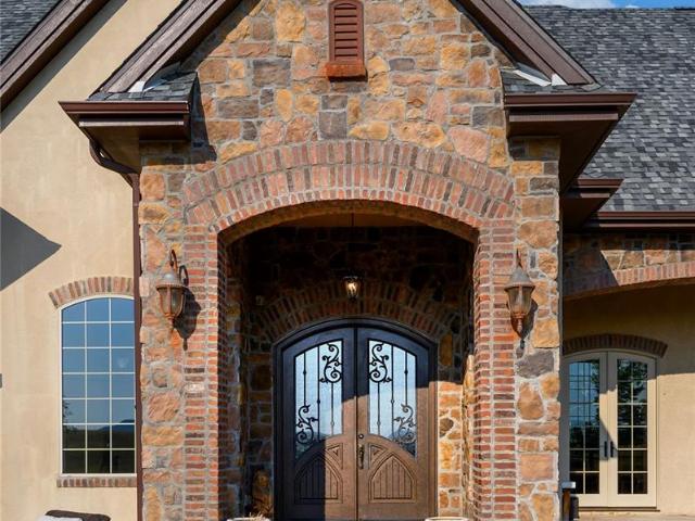 5740 Lambert Ranch Trail