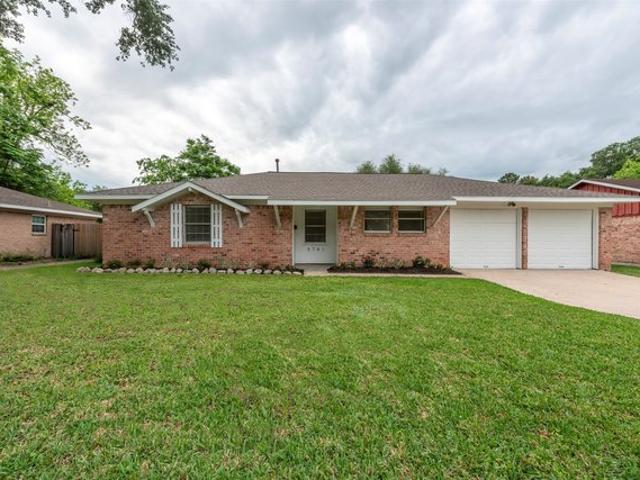 5741 Alvarado Dr, Houston, TX 77035