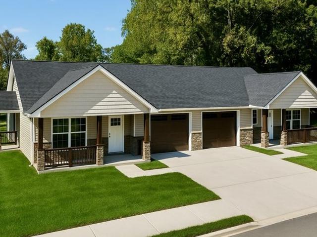 5743 Misty Hill Ln Unit 1, Evansville, IN 47712