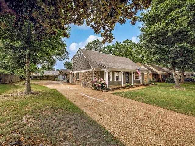 5743 robin hop dr