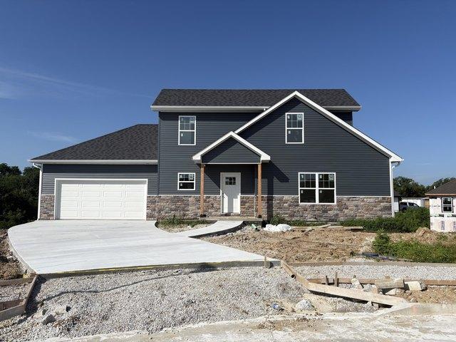 5743 Royal Plum Dr, Columbia, MO 65202