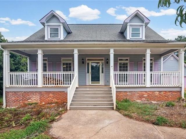 574 Antioch Rd, Fayetteville, GA 30215