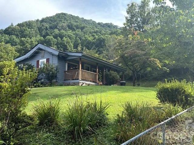 574 and 576 Paint Fork Rd, Barnardsville, NC 28709