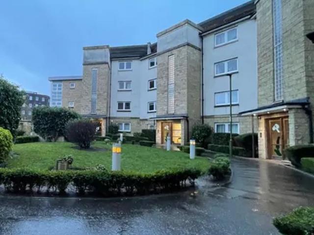 574 Gorgie Road, City of Edinburgh, EH11 3AR, United Kingdom | 2 bed apartment for rent #139402367 | Rentberry
