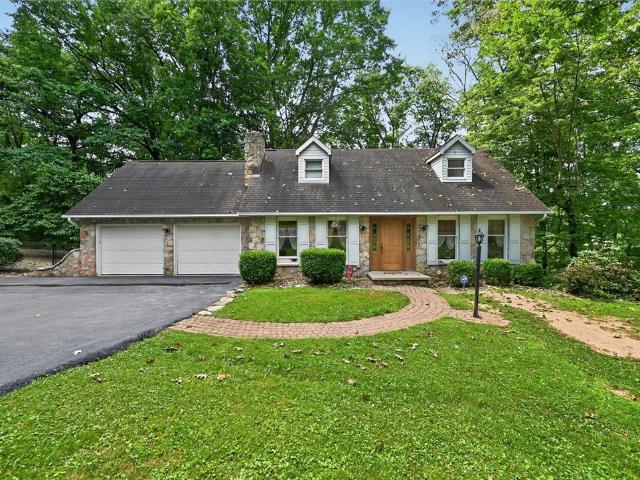 574 Highland Dr