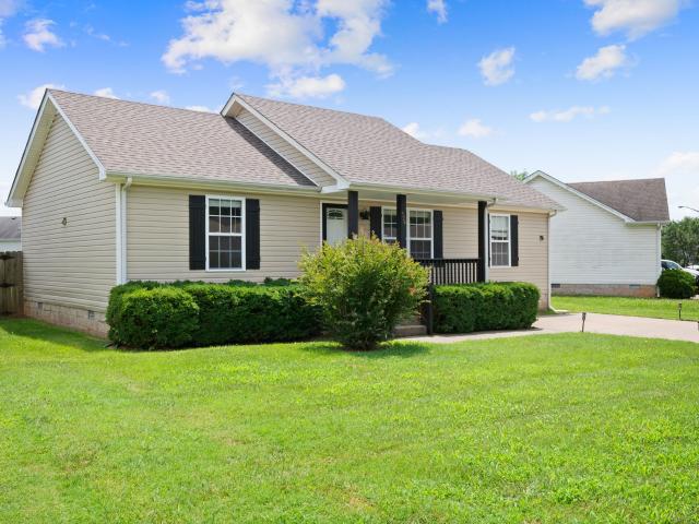 574 Oakmont Dr
