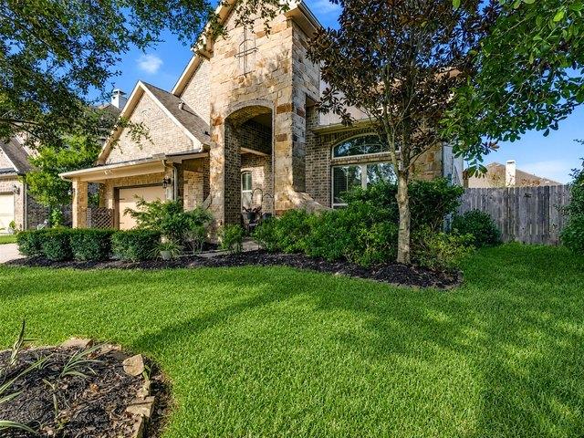 574 Southampton Ln, League City, TX 77573