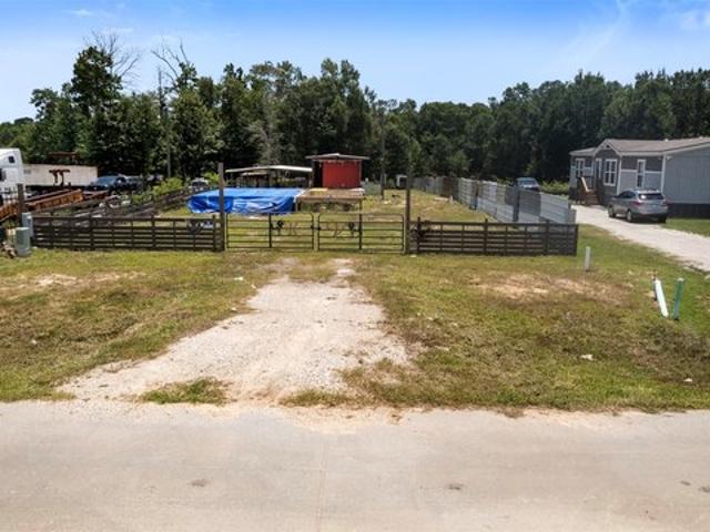 574 Road 5268, Cleveland, TX 77327