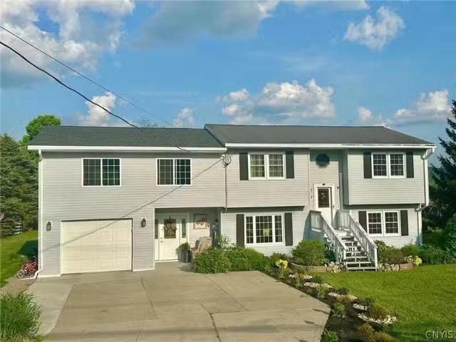5754 STATE ROUTE 281, HOMER, NY 13077 Single Family Residence.