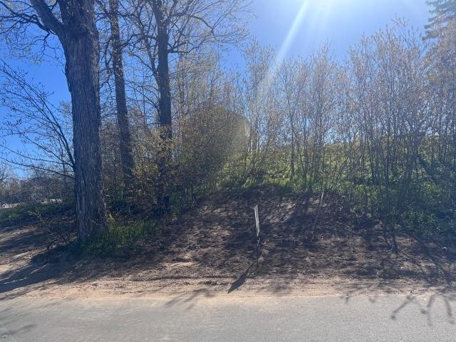 57556 Xerxes Road