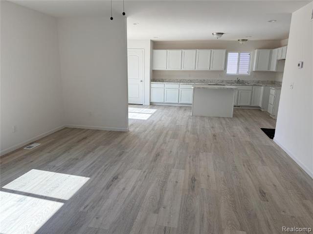 5755 Copper Tree Park
