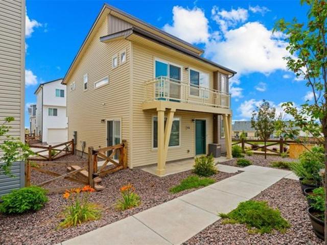 5756 Thurless Ln, Colorado Springs, CO 80927