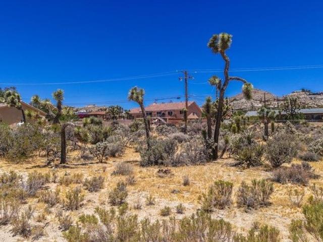 57570 Old Mill Rd, Yucca Valley, CA 92284