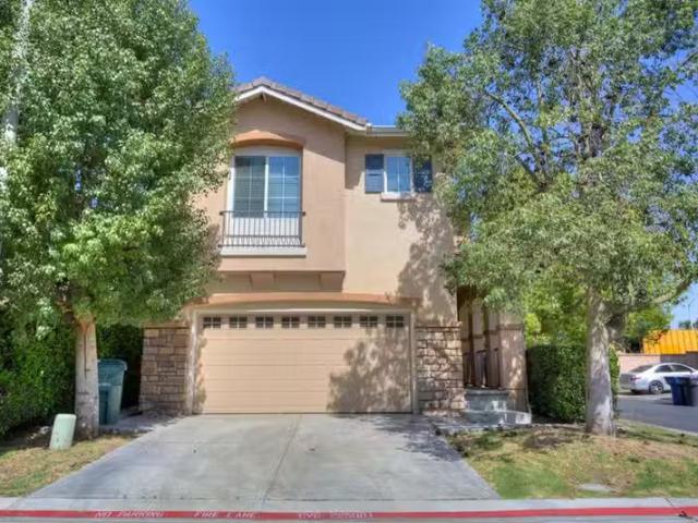 57572399 11351 Pond Ln
