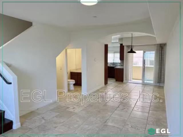 57578236 1536 Hi Point St #106