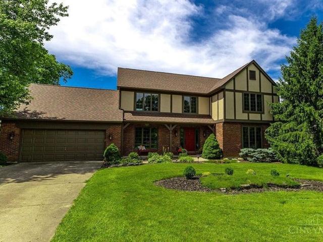 5757 McCarthy Ct, West Chester, OH 45069