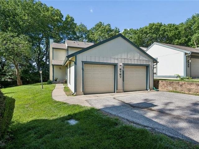 5757 N Anita Ave, Kansas City, MO 64151