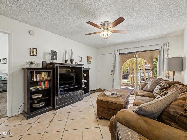 5757 W EUGIE Avenue # 1026
