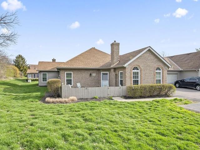 5757 Willow Lake Dr, Grove City, OH 43123