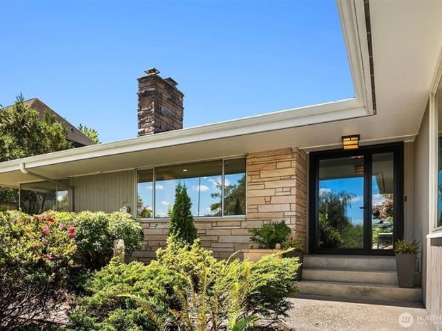 5757 64th Ave NE, Seattle, WA 98105