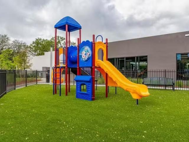 57581957 2301 Nw 167th St
