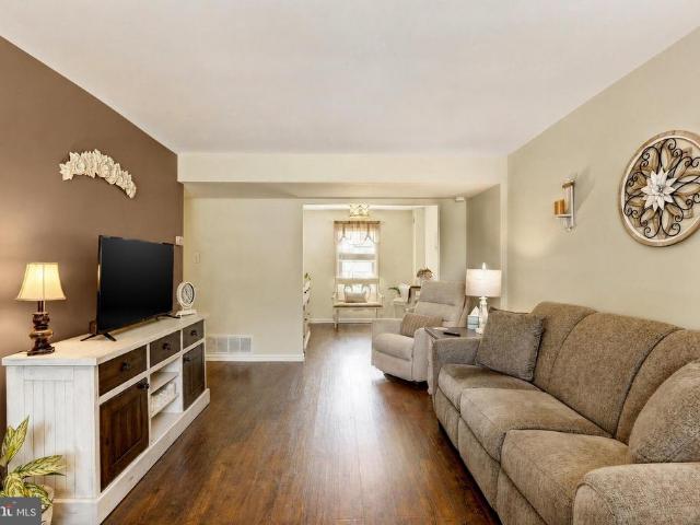 5759 Cavalier Ct # E