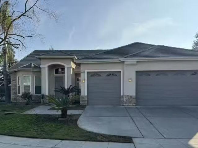 5759 W Birch Ave, Fresno, CA 93722