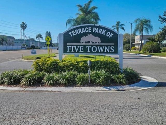 5750 80th St N #D202, Saint Petersburg, FL 33709