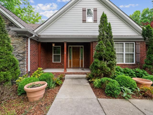 5751 Pinewood Rd