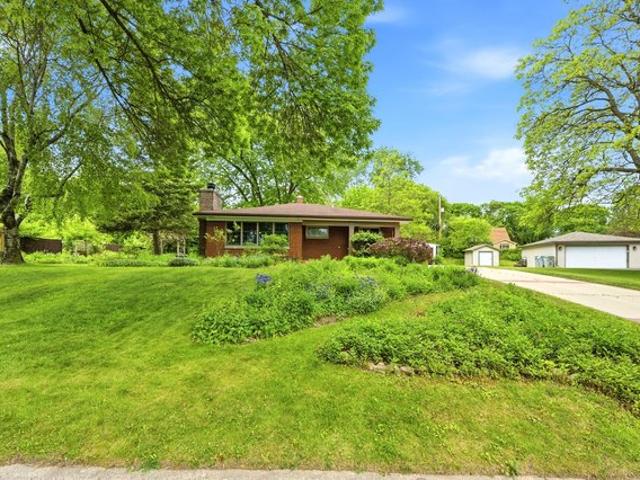 5751 S 22nd St, Milwaukee, WI 53221