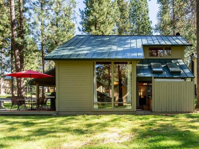 57525 Ranch Cabins Rd Unit 17, Sunriver, OR 97707