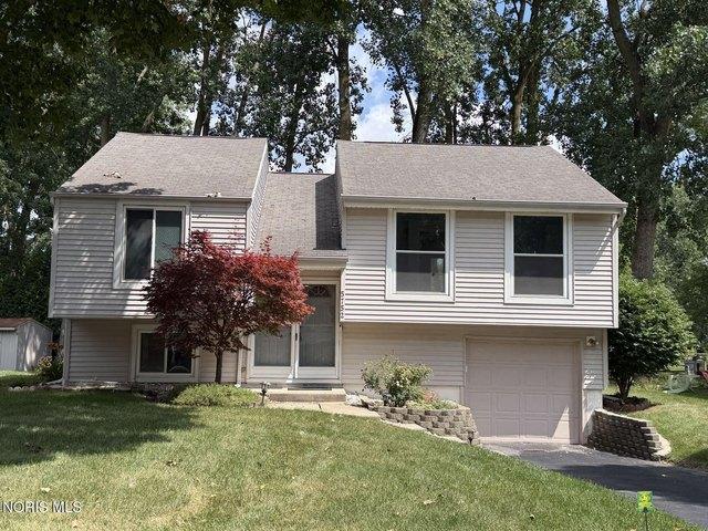 5752 Hunting Creek Rd, Toledo, OH 43615