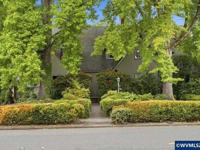 575 24th St NE, Salem, OR 97301