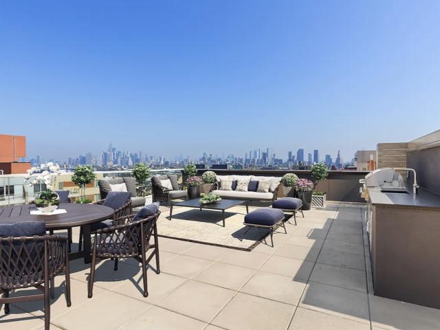 575 4th Avenue, Unit 3F