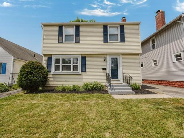 575 Chestershire Rd, Columbus, OH 43204