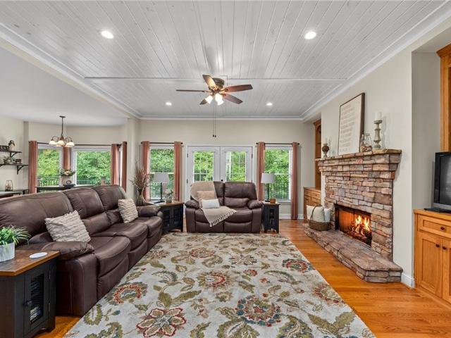 575 Bessie Lane