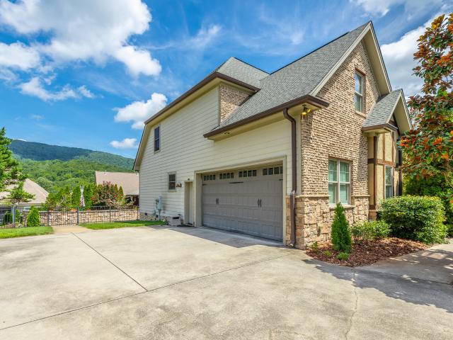 575 Blue Canyon Lane