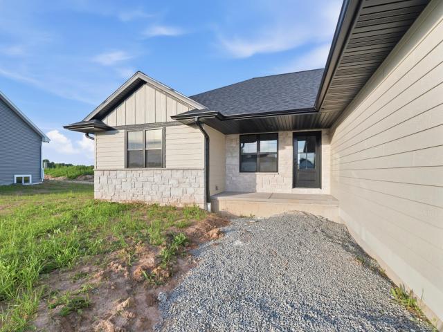 575 emerald isle court
