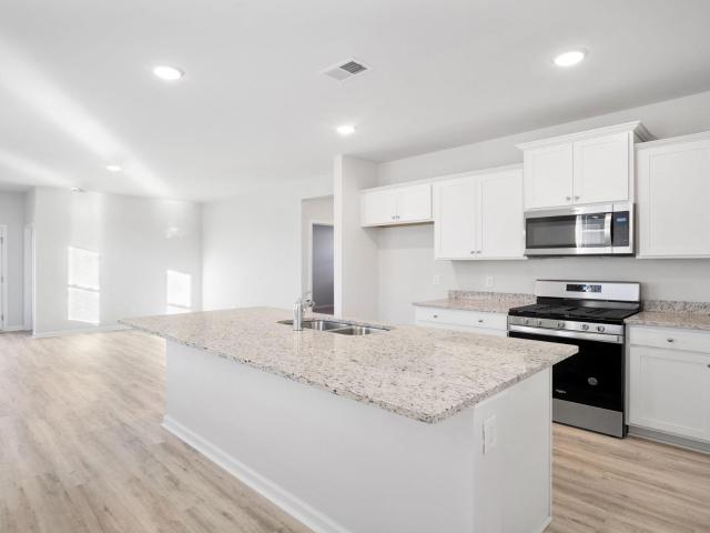 575 Edgetree Drive