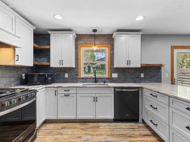 575 Kenmar Rd