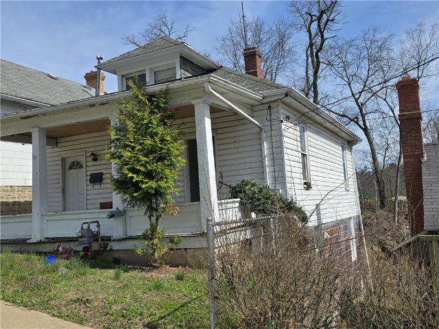 575 Isabella Avenue