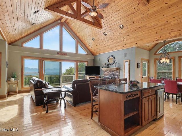 575 Longview Drive