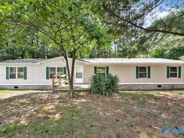575 Milligan Rd, Falkville, AL 35622