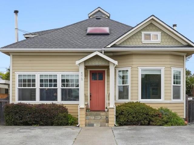 575 Myrtle St, Half Moon Bay, CA 94019