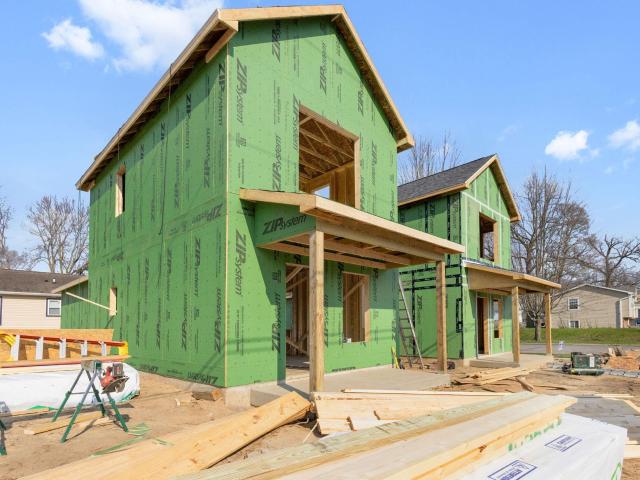 575 N Arthur St, South Bend, IN 46617 | MLS #202612 | Compass