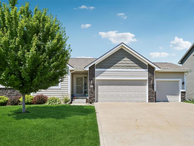 575 NE Brookshire Drive