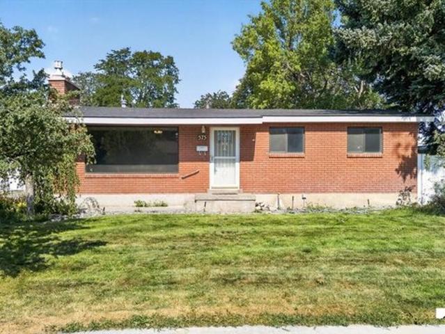 575 S Adams St, Blackfoot, ID 83221