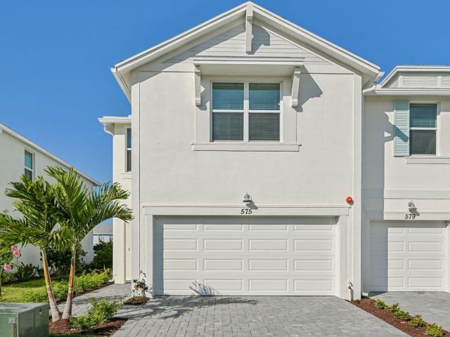 575 Salisbury Cir, Fort Pierce, FL 34982 | MLS #R11131 | Compass
